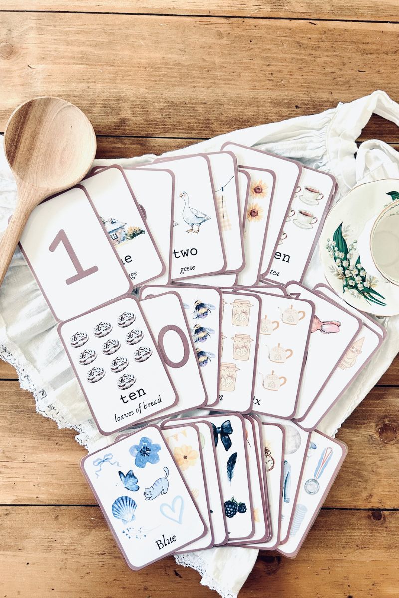 Cozy Cottage: Number and Color Flashcards - Rejoice About